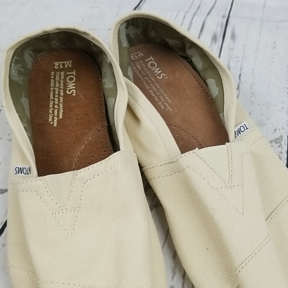 Toms | Shoes | 37 Toms Natural Classic Canvas | Poshmark